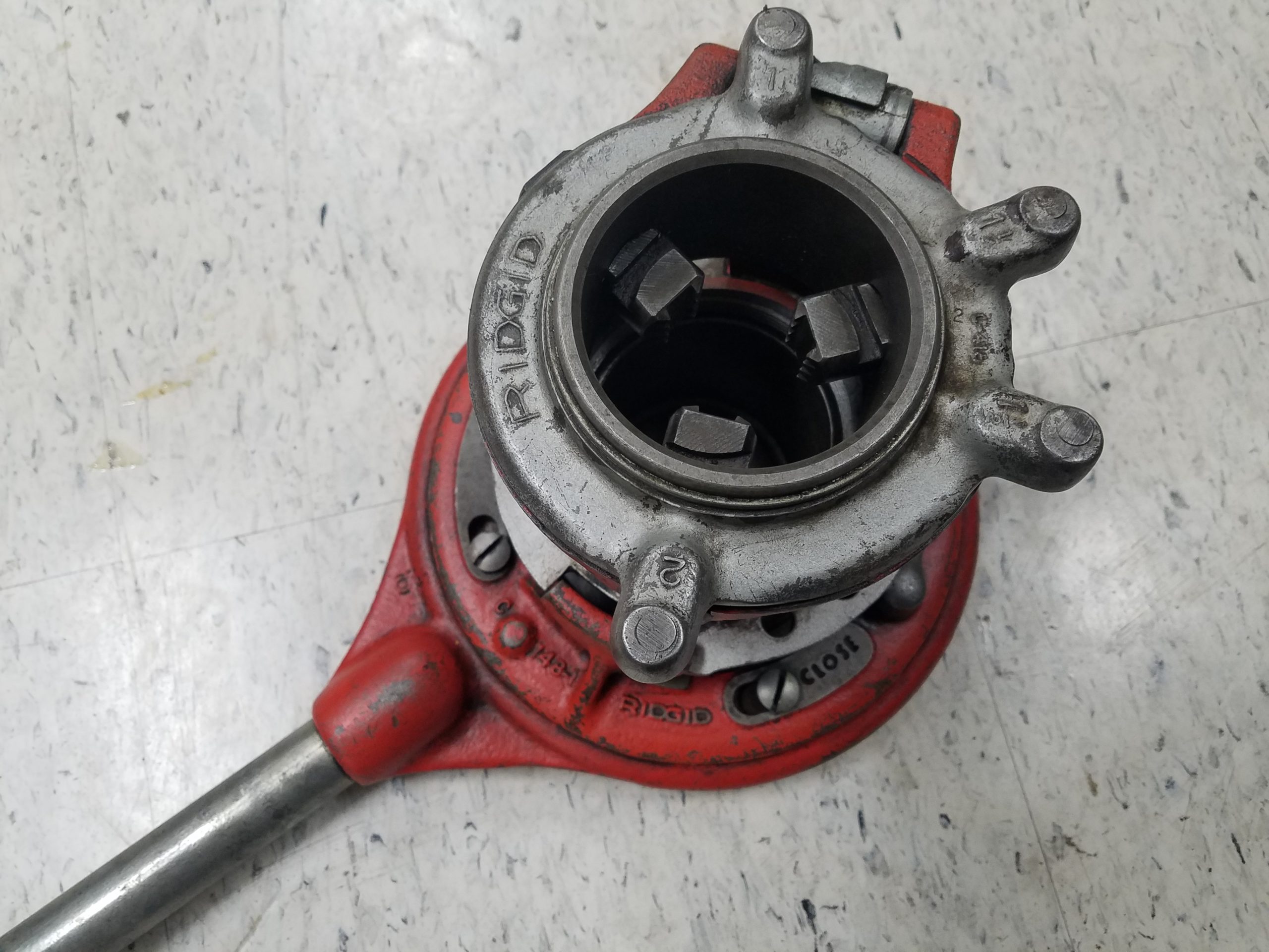 Hand Pipe Threader 1 To 2 Havit Supplies AB Rental Hand Pipe Threader 1 To 2 Havit Supplies AB Rental